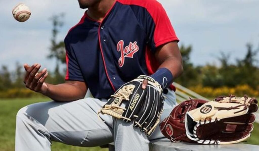 Finding The Perfect Baseball Glove Fit Guide